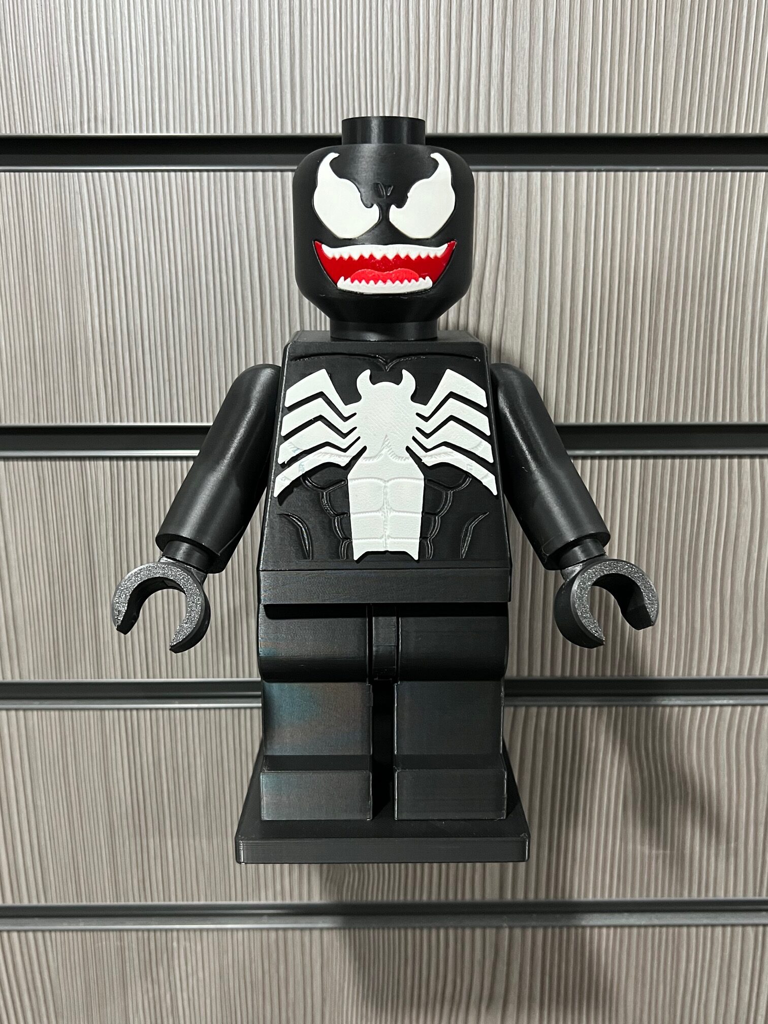 Venom 9″ Brick Figure – Cool3dPrints.co.uk